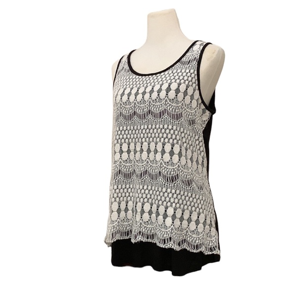 Signature Studio | Tops | Signature Studio Crochet Overlay Tank Top ...